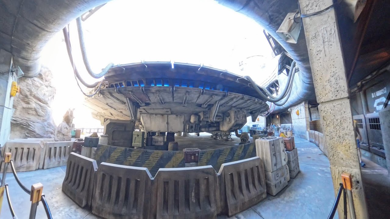 Star Wars Smugglers Run - Entire Queue & Ride in UltraWide 4K60 ...