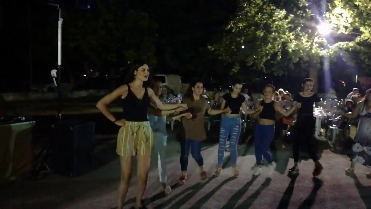 ΒΑΛΕΝΤΙΝΑ ΤΣΑΚΝΑΚΗ - ΒΑΓΓΕΛΗΣ ΠΕΓΙΟΣ ΣΤΑ ΔΕΛΕΡΙΑ ΤΥΡΝΑΒΟΥ - YouTube