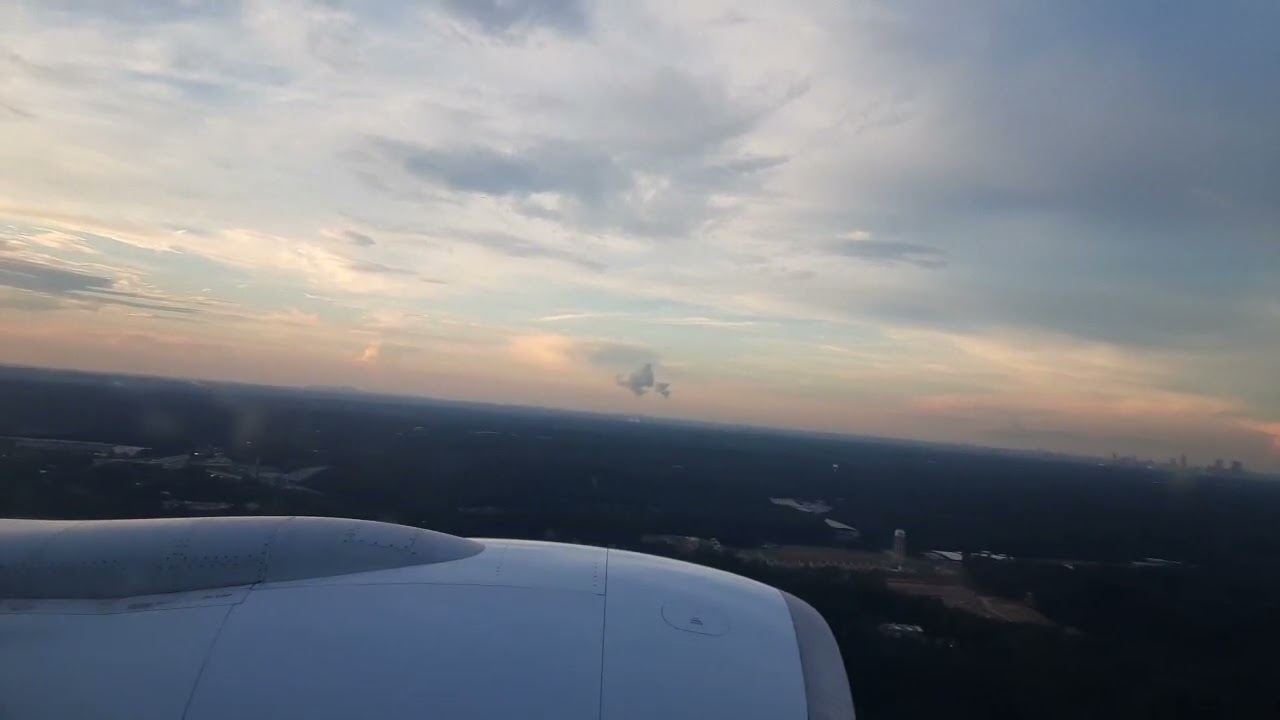 Sunset Landing! KLM 777-300ER Arrival into Atlanta - YouTube