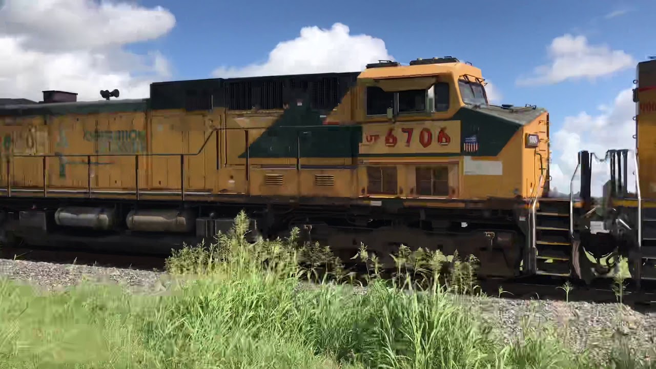 Up Coal Consist with patched CNW 6706 - YouTube