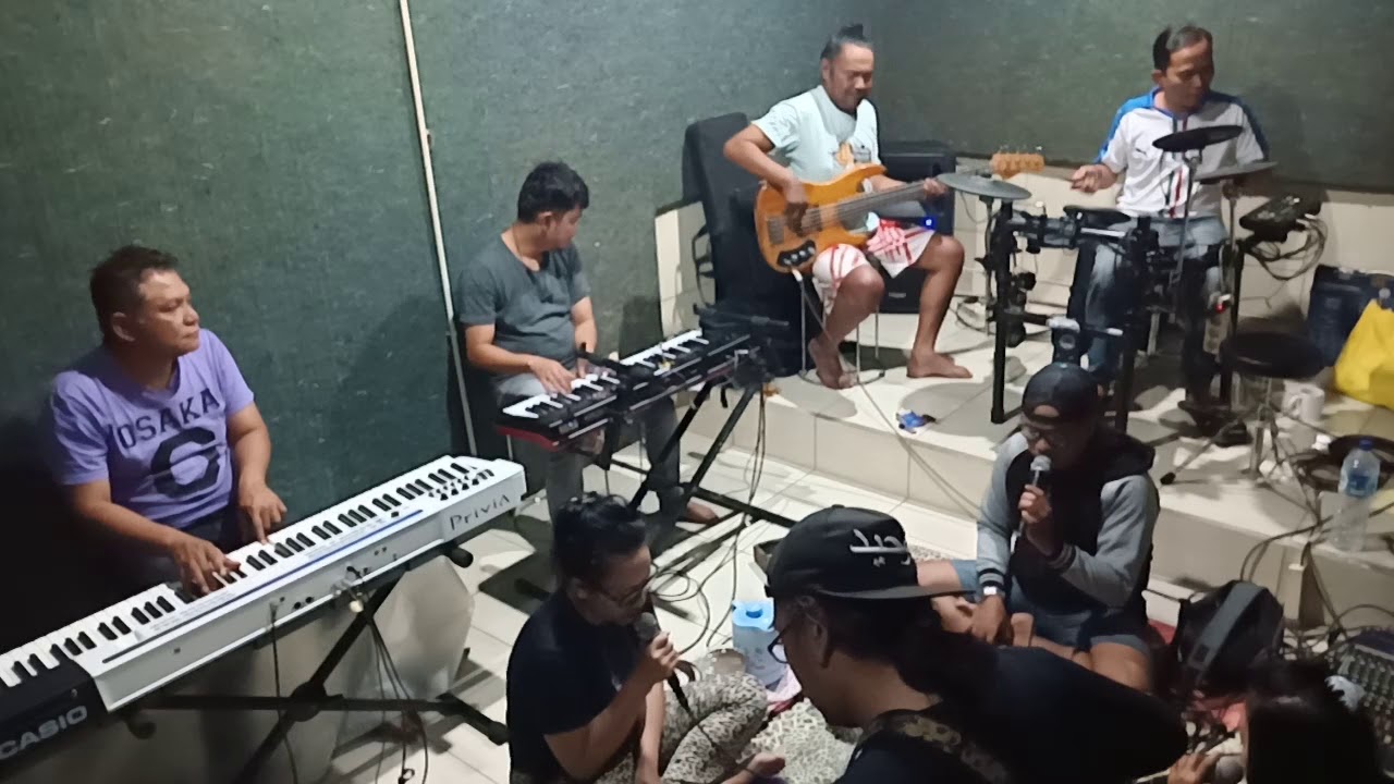 Meniti Hutan Cemara by Katon Bagaskara ,cover by B-Think Band ...