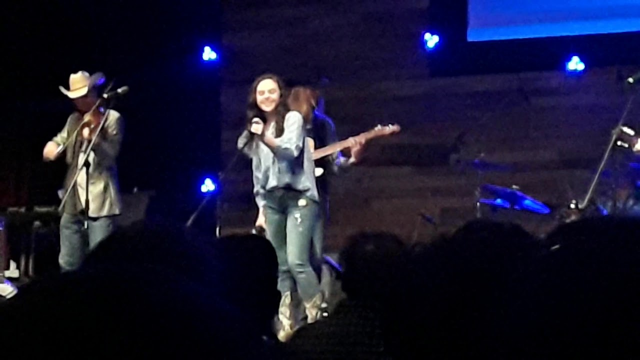 Chevel Shepherd live - YouTube