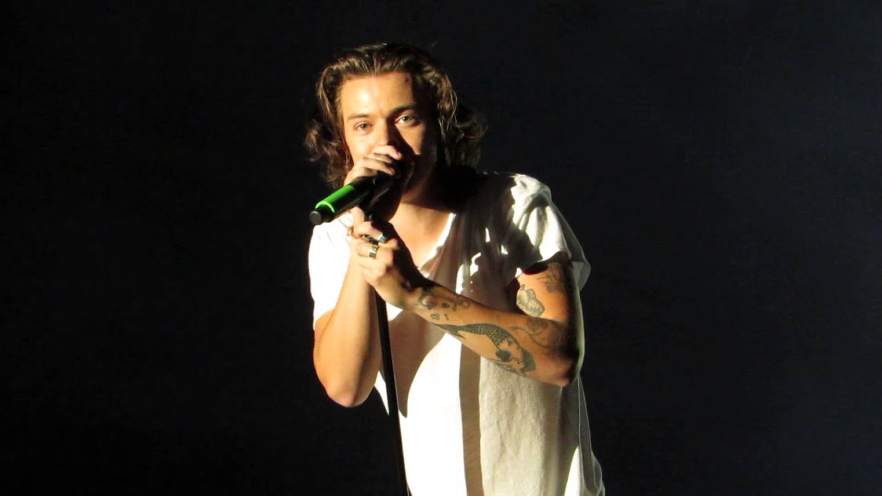 One Direction - OTRA Sydney 8 February 2015 – Midnight Memories (Front ...