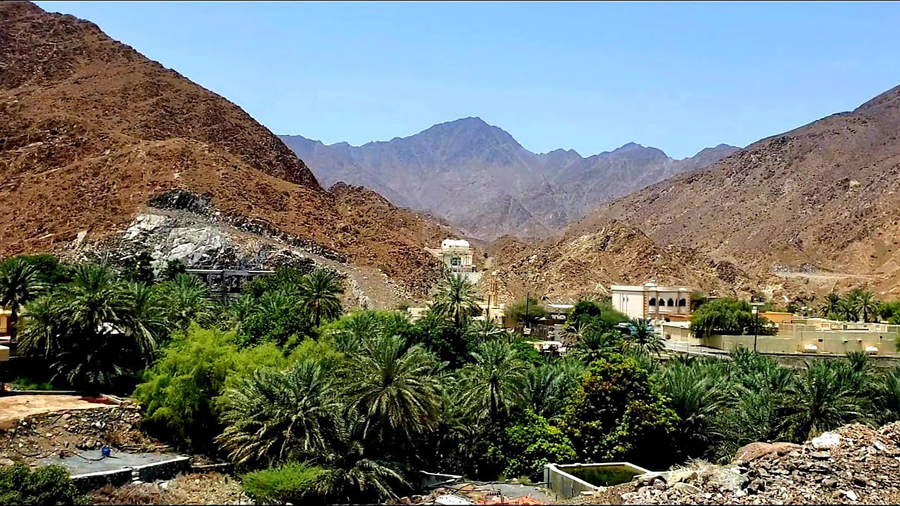 Dubai drive|| 4K || Wadi Saham -Petroglyph | घाटी का सफर ...