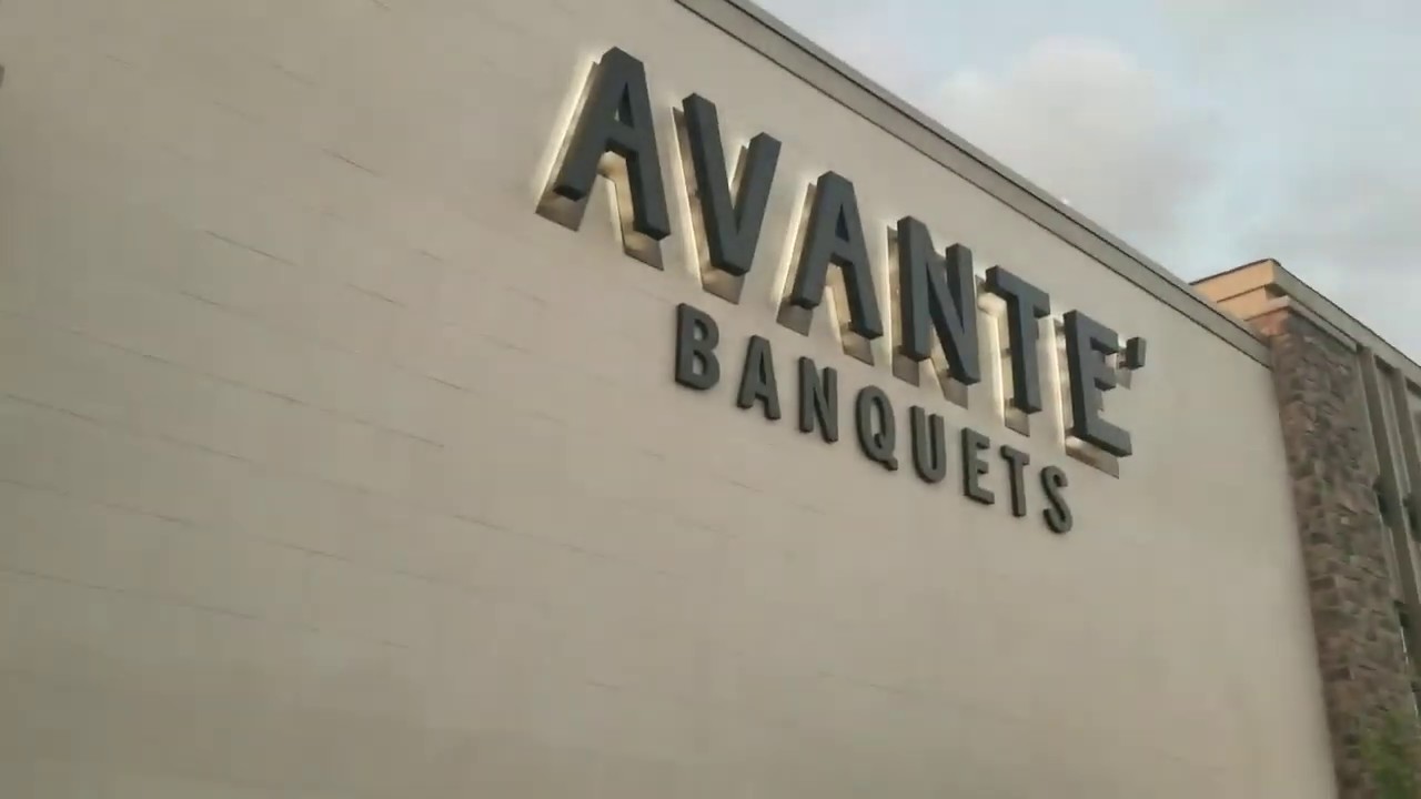 Grand Entrance for a Wedding at Avante Banquet and Conference Center ...