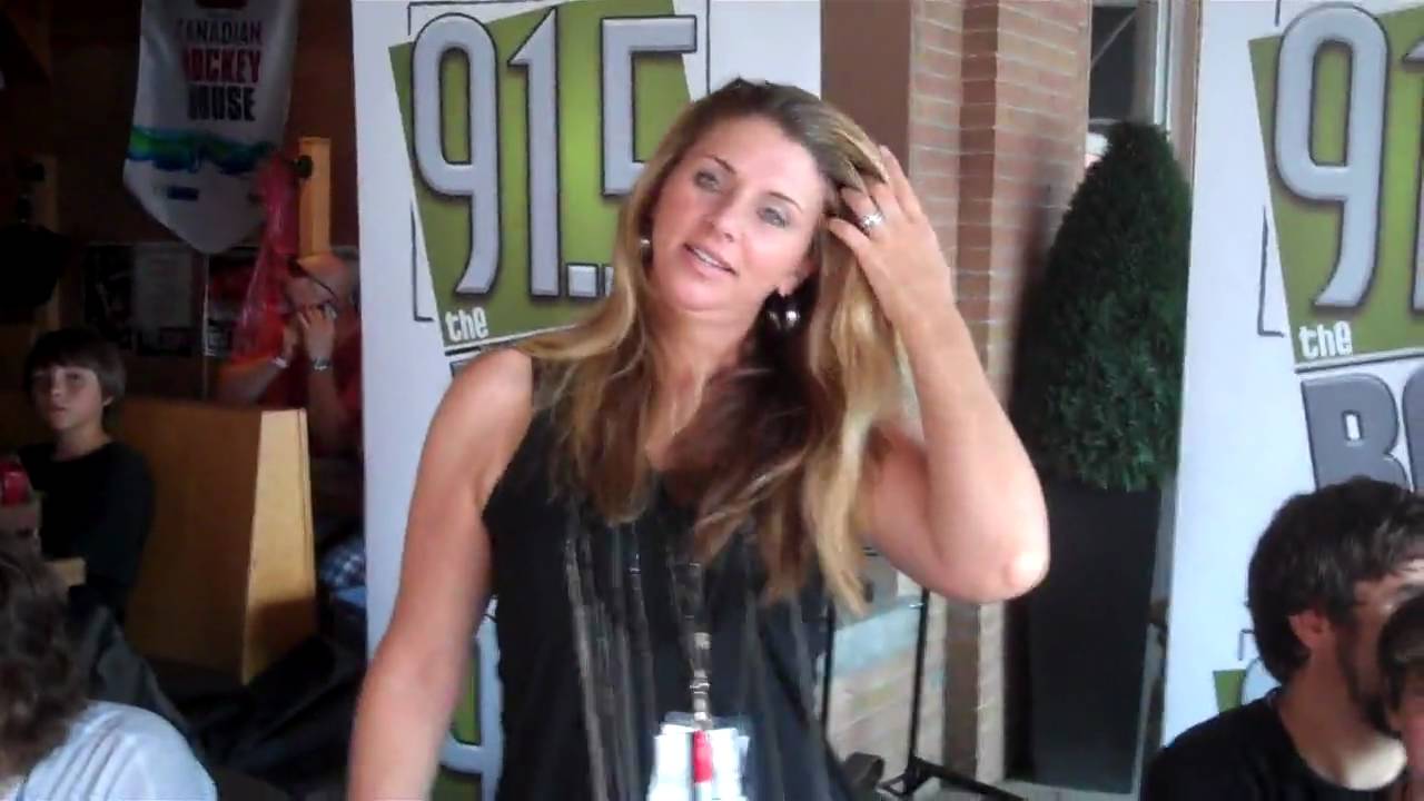 BEAT ROCKS THE BLOCK 2010 - Broadcasting from Bobby O'Brien's (1) - YouTube