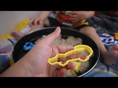 URAS KİNETİK KUMLA OYNUYOR :D