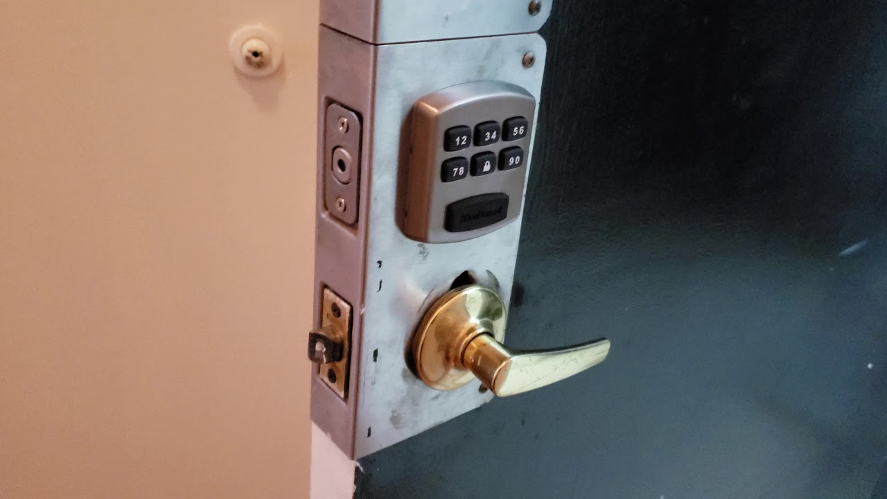 Electronic lock third model - YouTube