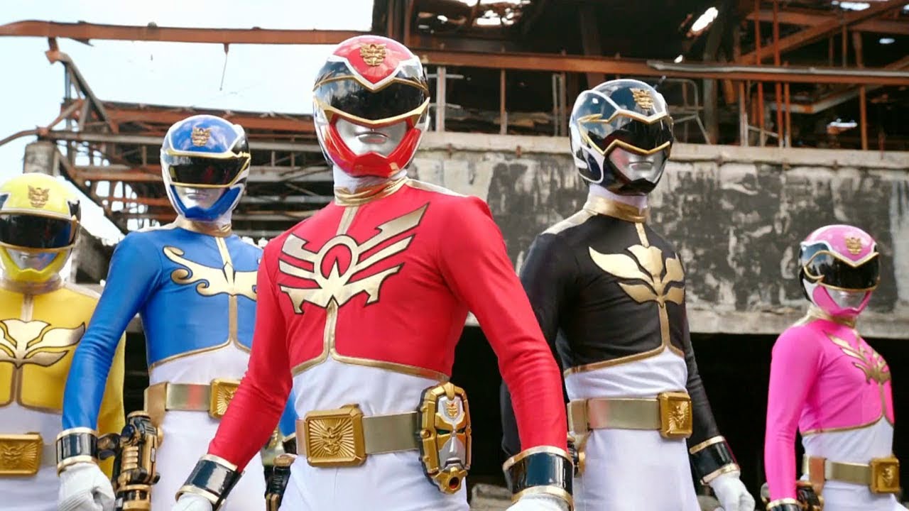 Power Ranger Megaforce | Primera transformación y batalla - YouTube