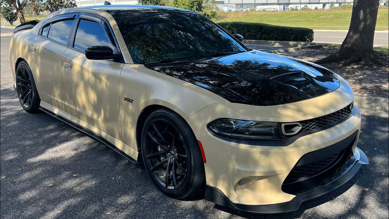 500 HP SCATPACK CUTTING UP IN RUSH HOUR TRAFFIC POV👹 - YouTube