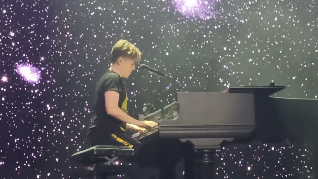 Michael Patrick Kelly - Paragliding - Neu Ulm - YouTube