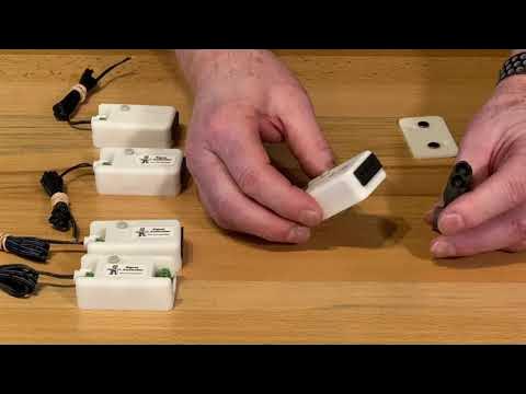 Family of Block Signals from Model Train Technology - YouTube