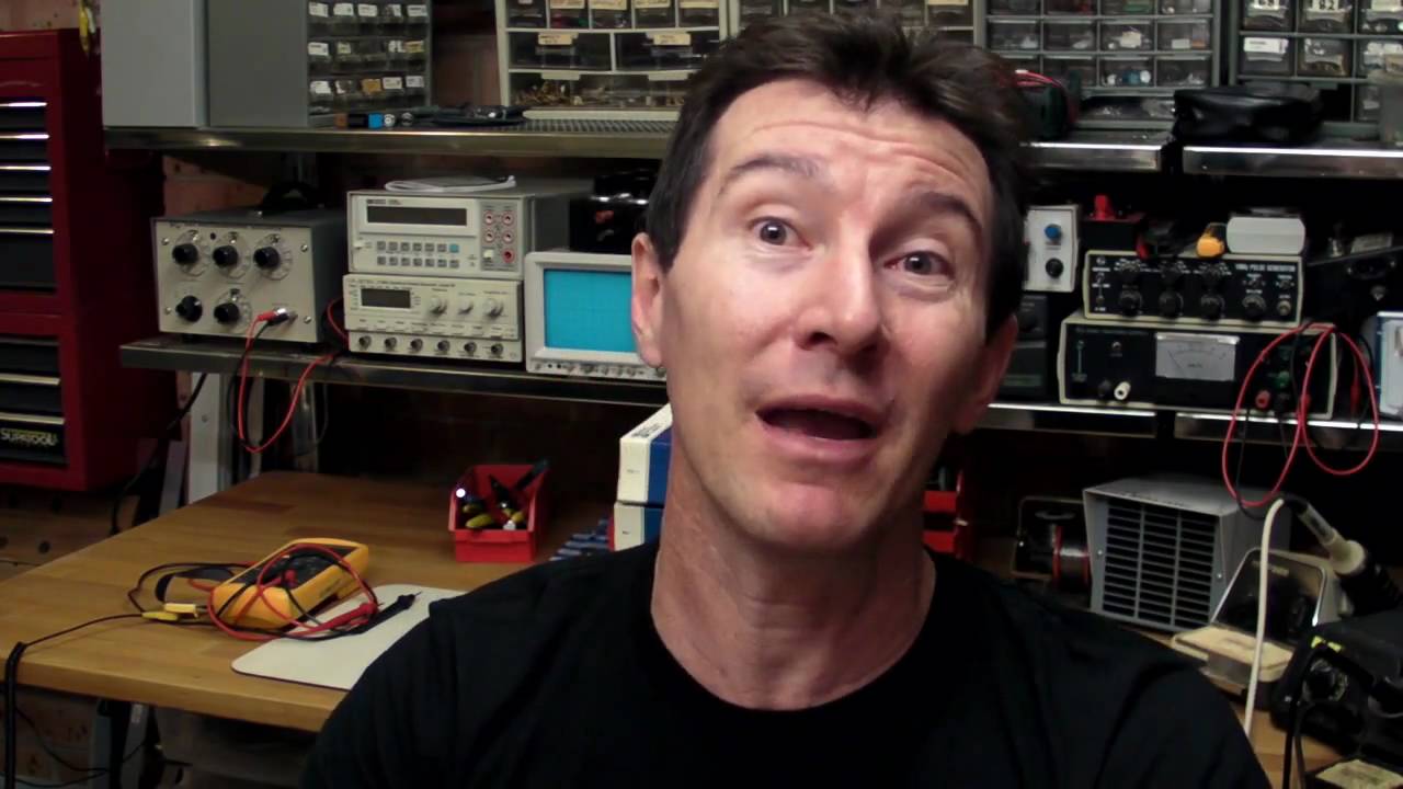 EEVblog #54 - Electronics - When I was a boy... - YouTube