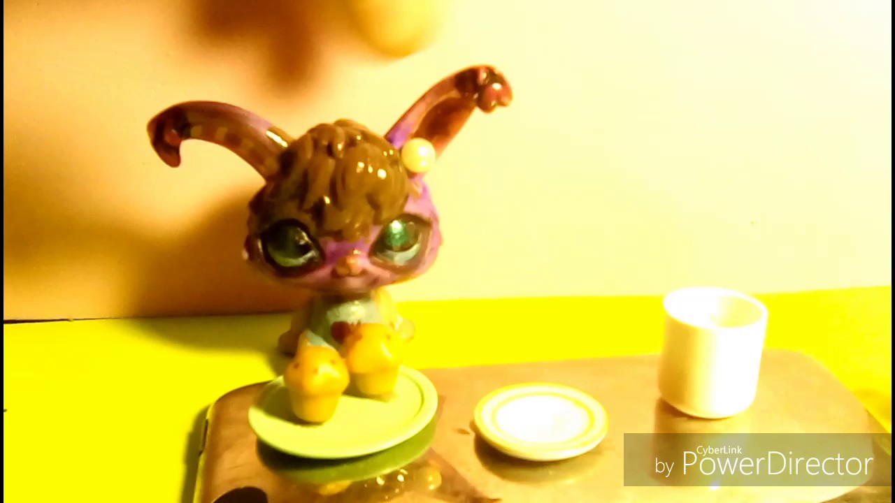 lps:ASMR tea time (WARNING:REAL EATING AND DRINKING SOUNDS)lps sugar ...
