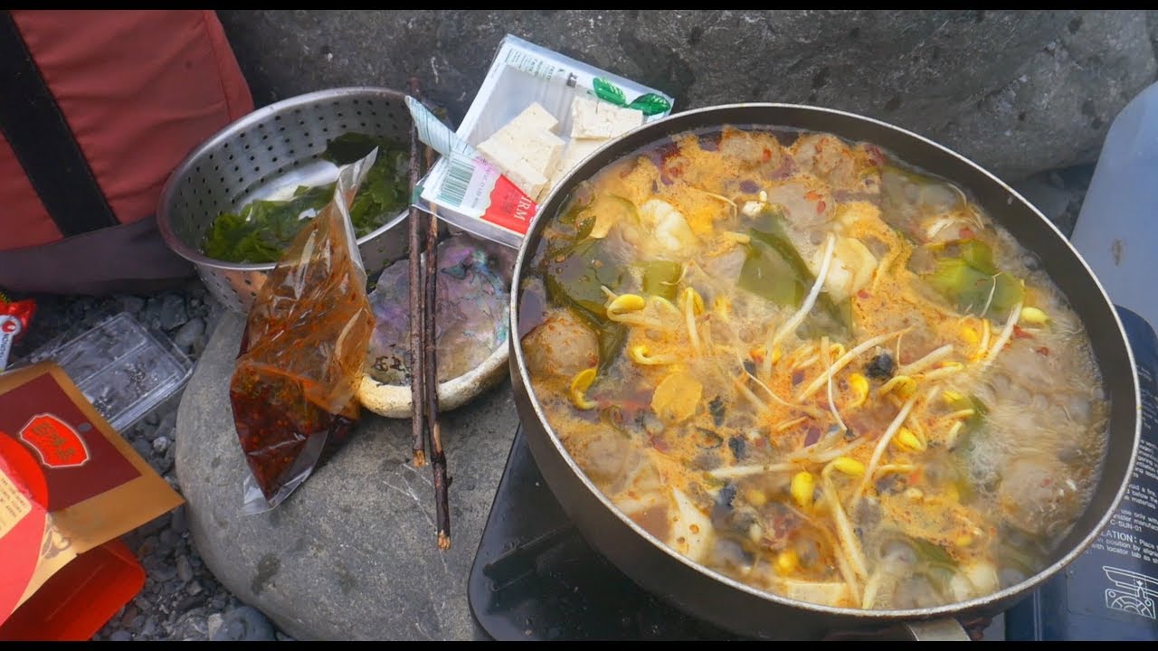 【Fishing Chef】Spearfishing then Catch and Cook Seafood Hotpot on the ...