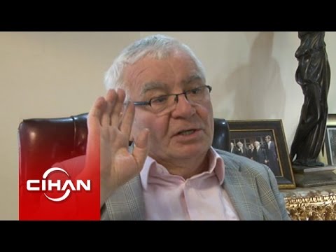 Eski Bakan Yaşar Topçu: Siyasette zenginleşmek, hırsızlık harici mümkün değil
