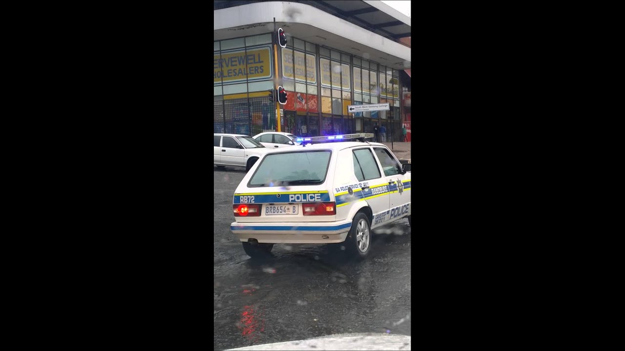SAPS cop caught over-revving Citi Golf - YouTube