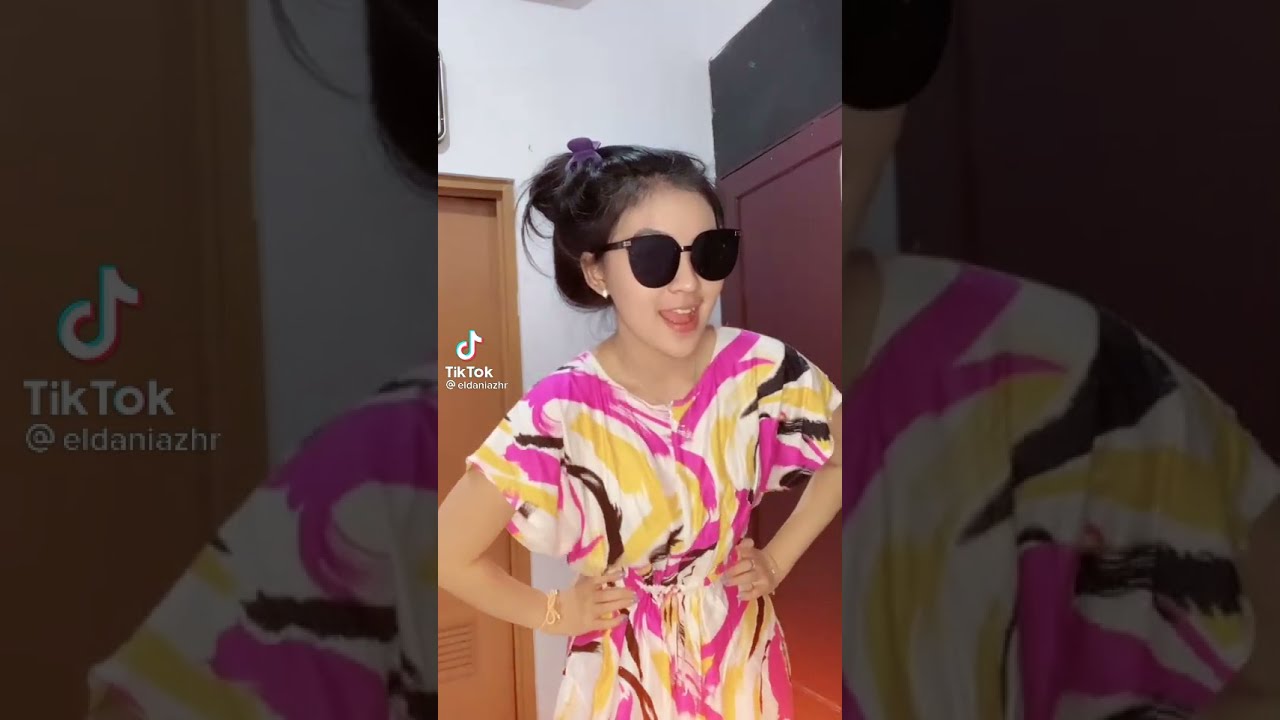 Viral Cewek Pakai Daster Tipis Keliatan Uting Nya Youtube