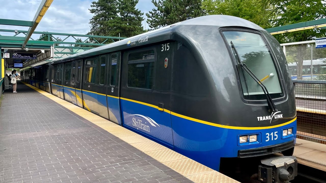 TransLink Expo Line SkyTrain - Stadium Chinatown Station to Metrotown ...