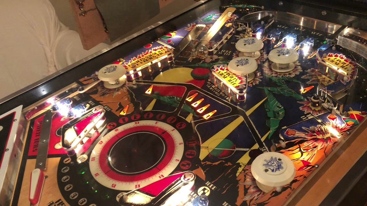 Williams System 6 board running with an Arduino - YouTube