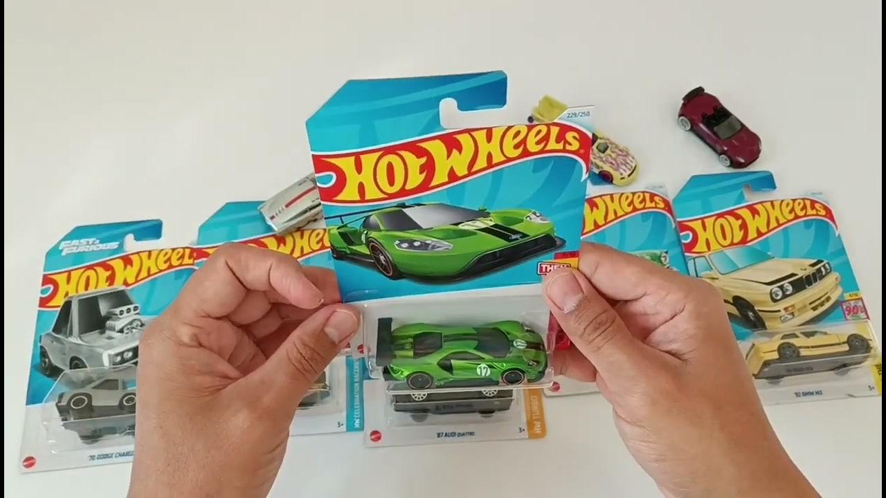 Unboxing 10 Hot Wheels Cars - YouTube