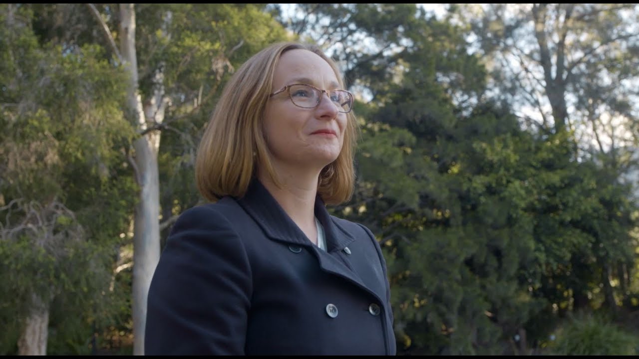 Psychology at UOW - Emma Barkus - YouTube