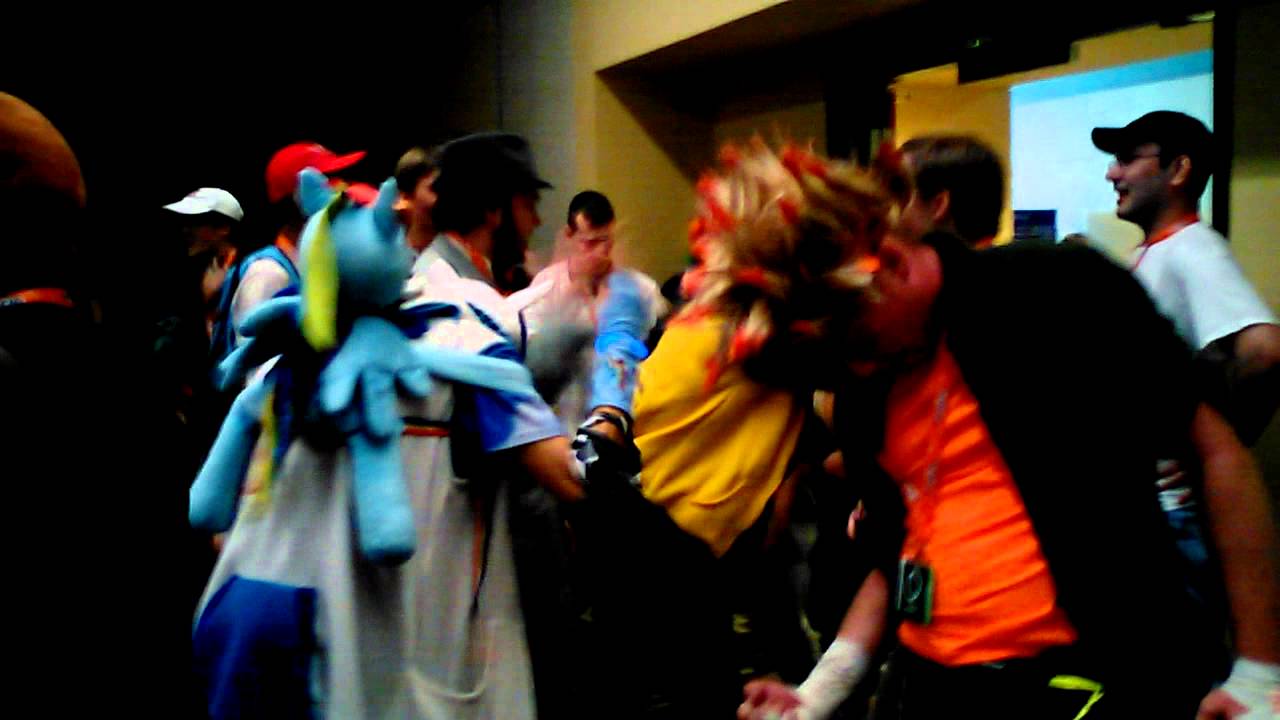 Gungan style - Bronycon2015 - YouTube
