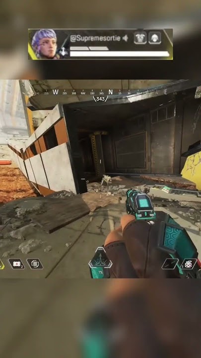 baldy tried scaring me in fragment #apexlegends - YouTube