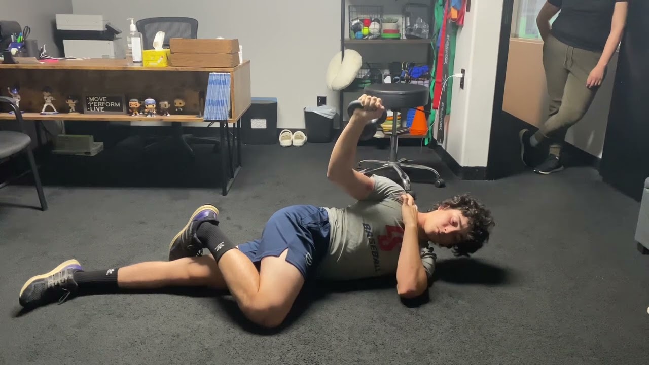 Sidelying Arm Bar to Scap Load - YouTube