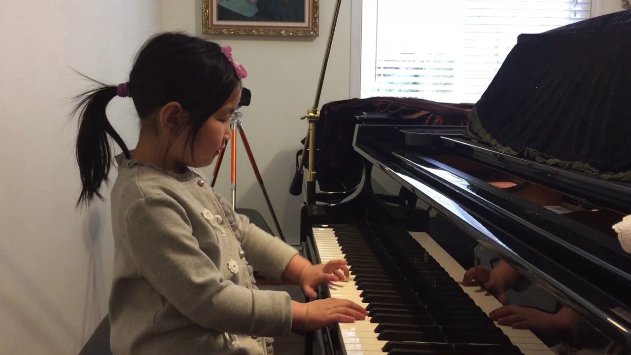 Rachel Yao(5 years) plays Sunrise - YouTube