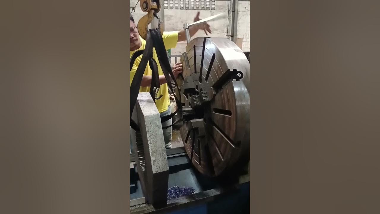 Unloading and loading big workpiece at Lathe Machine with Overhead Crane - YouTube