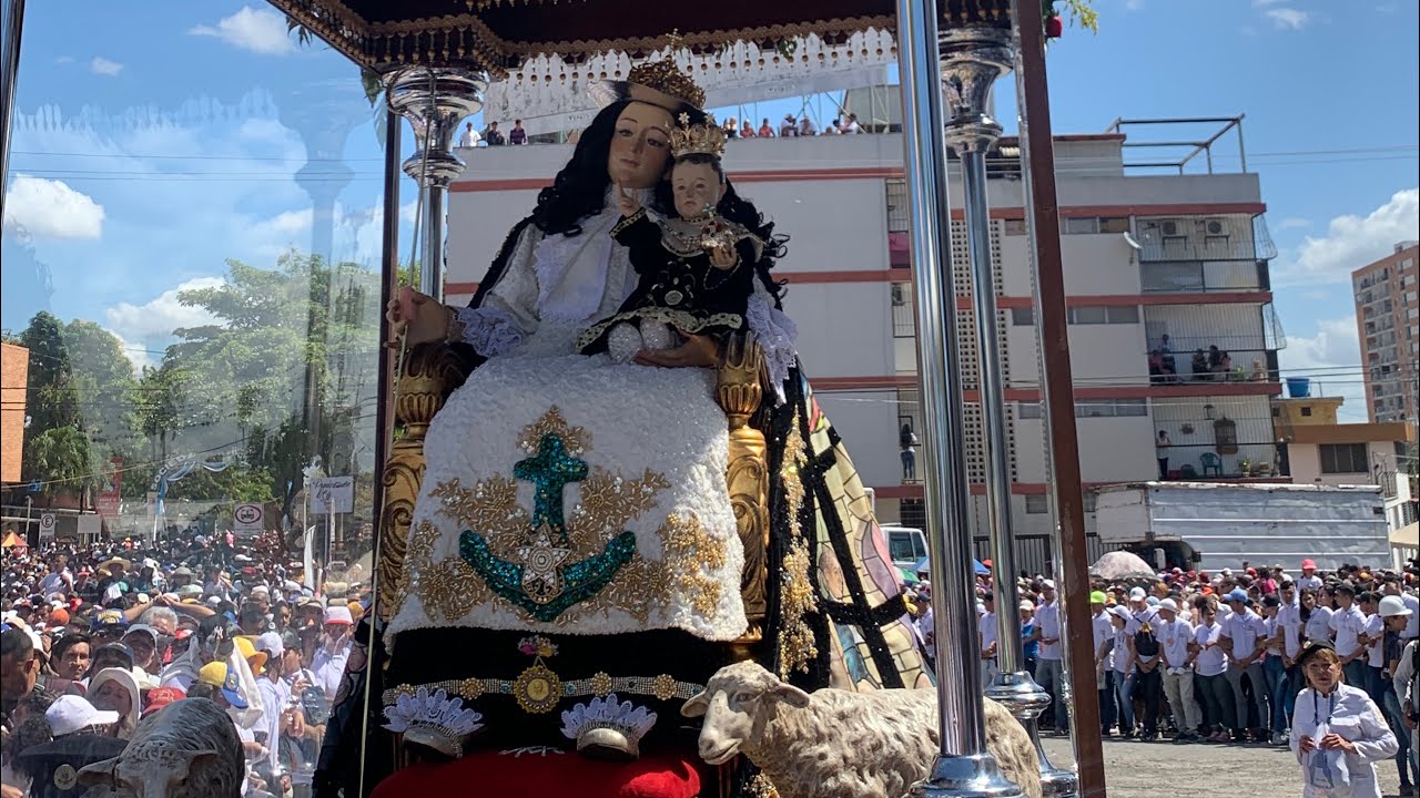 Viví la PROCESIÓN MÁS GRANDE DEL MUNDO: Divina Pastora 2020 | Gladys ...
