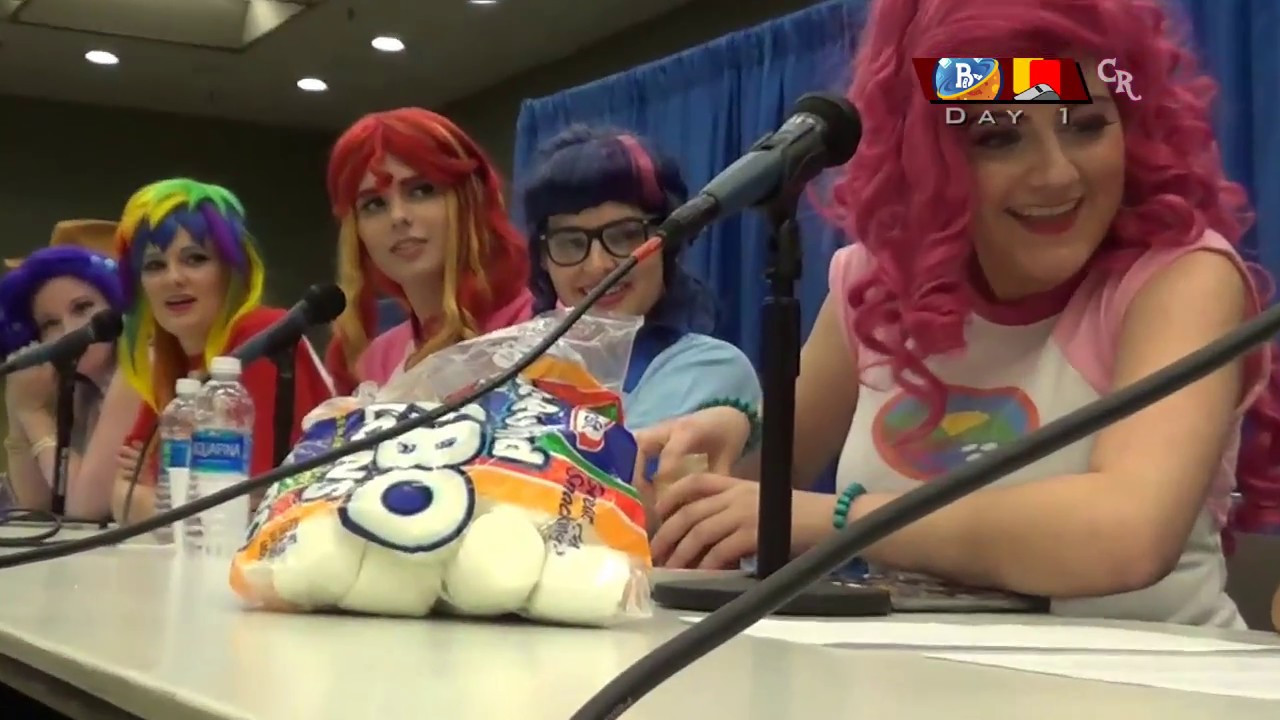 Ask A Pony: Around the Campfire - BronyCon 2017 - YouTube