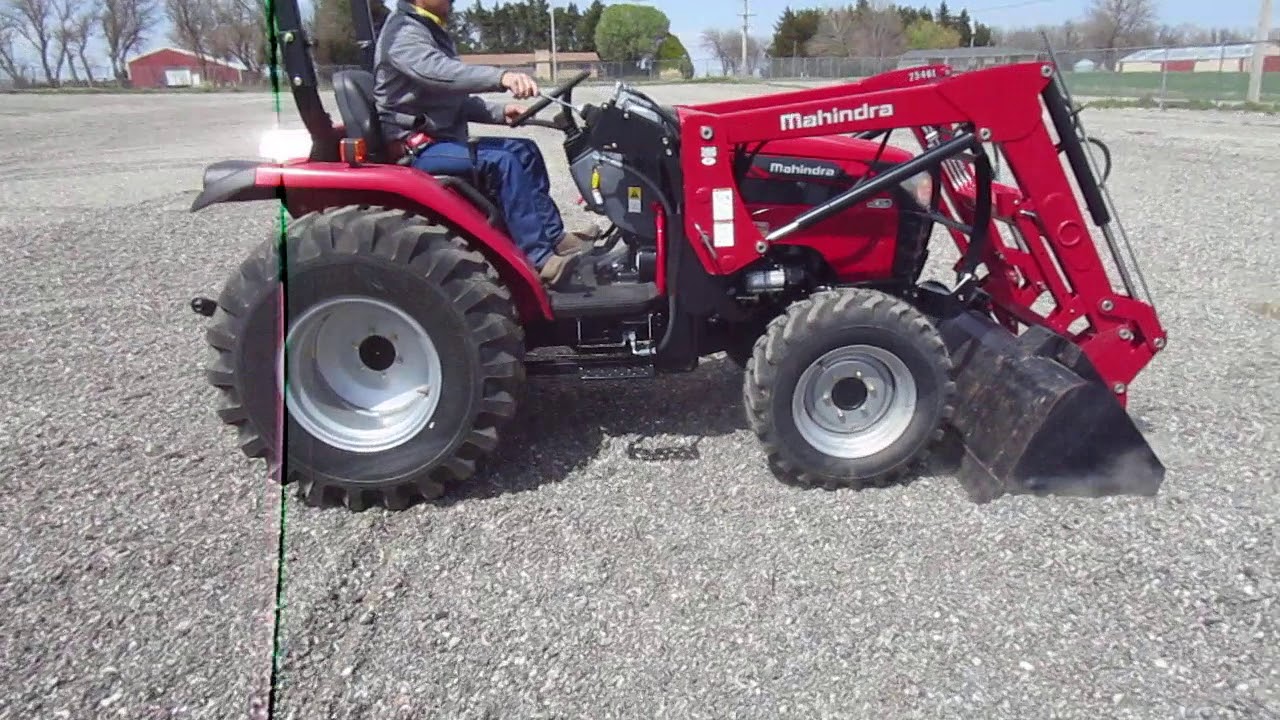 2015 Mahindra 2540 Shuttle Compact Tractor w/Quick Tach Loader and 66 ...