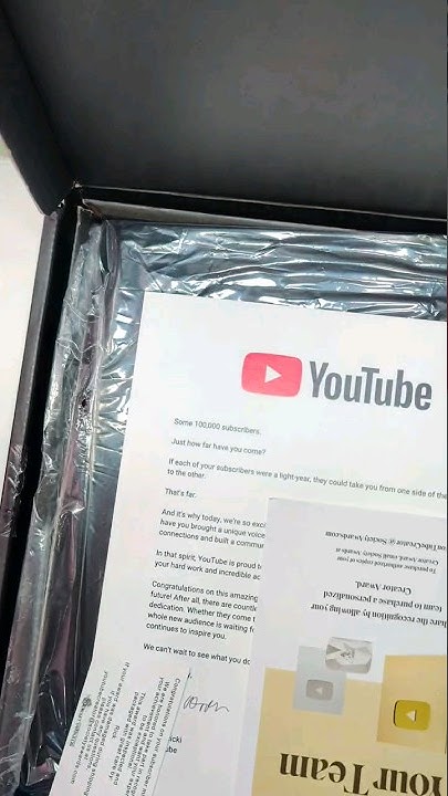 Nos llegó nuestra placa de Youtube por 100.000 seguidores!!! - YouTube