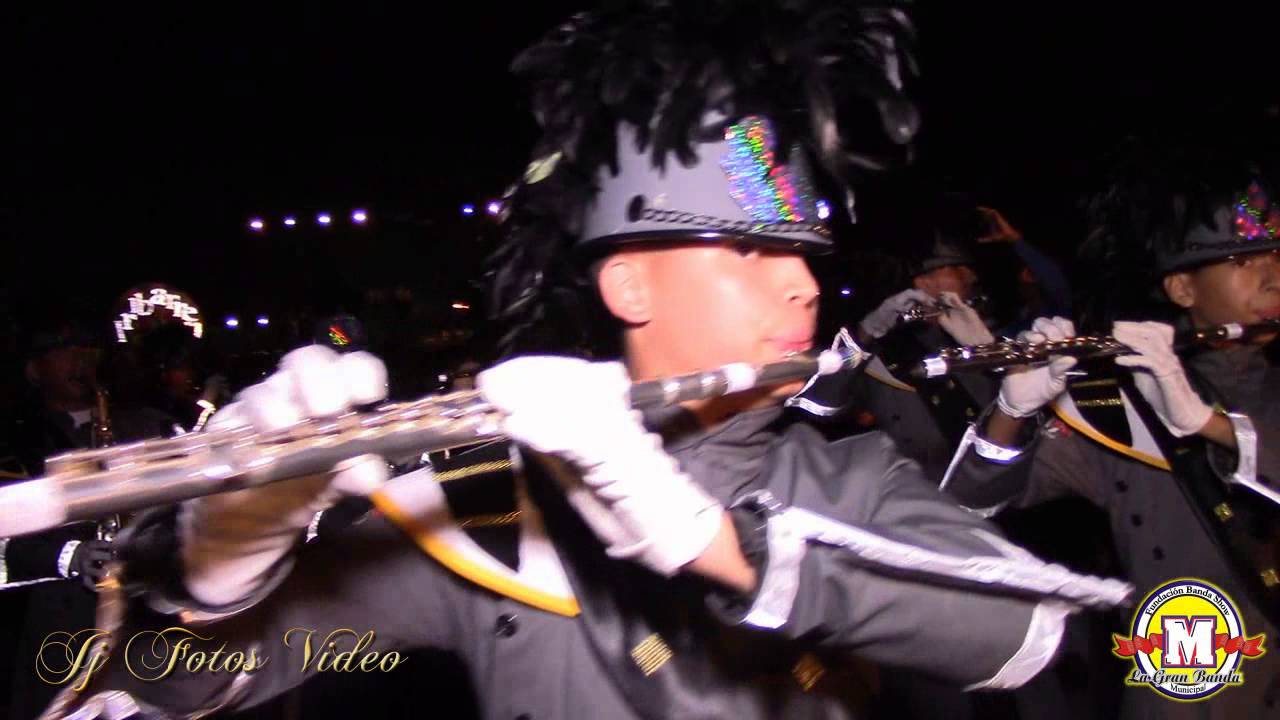 V PARADA DE BANDAS SHOW 2015 - BANDA SHOW MUNICIPAL - YouTube
