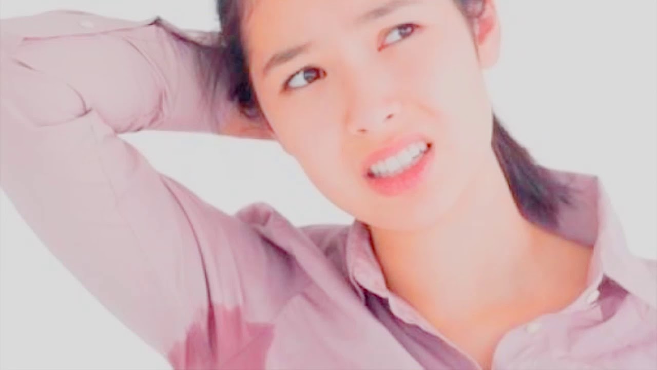 It Works ! How to Stop Armpit Sweating with Baking Soda - YouTube