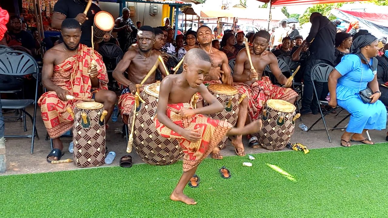 Wow! 8 years boy makes African dance beautiful, ghana kete dance, ivory ...
