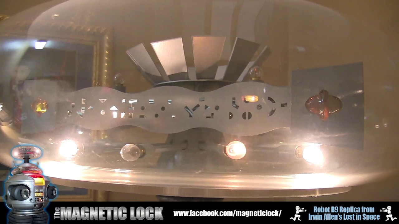 Lost in Space B9 Robot Replica (1st Season) 2016 - YouTube