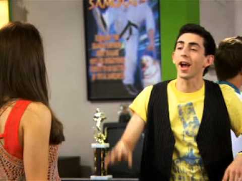 Uçan Tekme - Bekarlar Gecesi