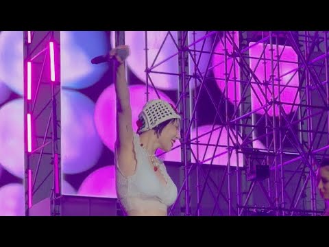 230414 HyunA - Bubble Pop! @Waterbomb Bangkok 2023 - YouTube