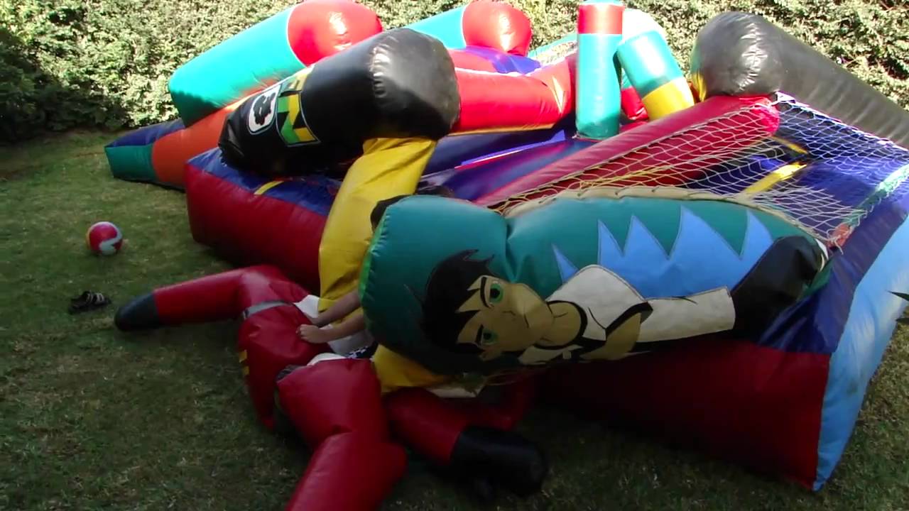Ben10 inflable con Kimi . - YouTube