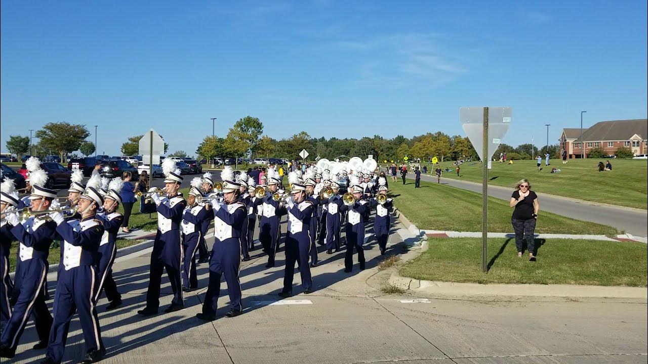 Saline High School Marching Band 2021 Homecoming Parade - YouTube
