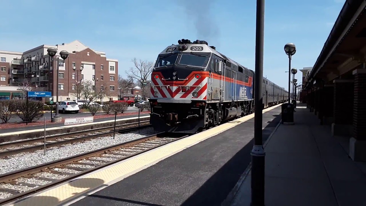 Metra SAT SWS at Oak Lawn part 2 - YouTube