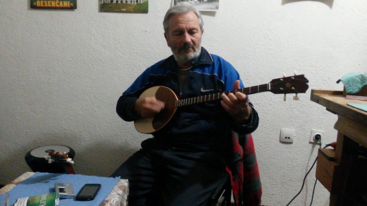 Makedonski Tambura - YouTube