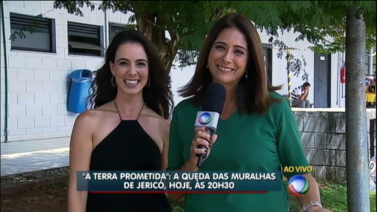 Atriz Miriam Freeland fala sobre cena importante em A Terra Prometida ...