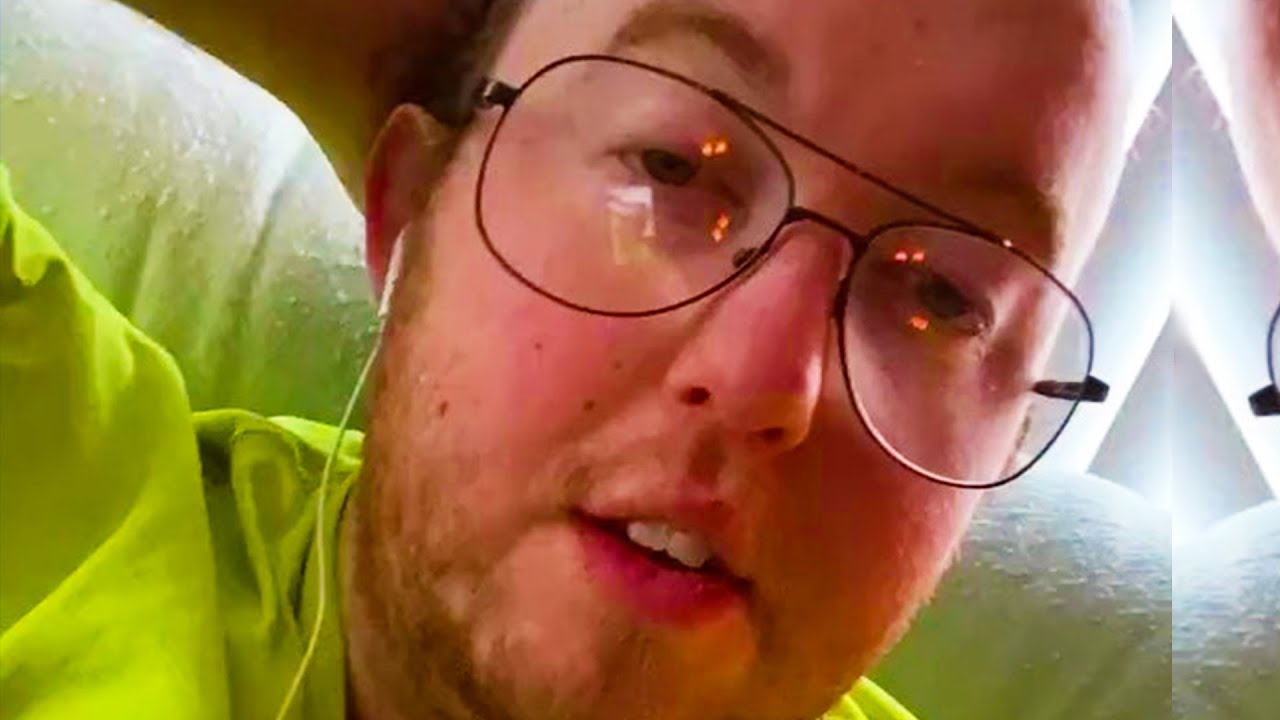 THE WORLDS CREEPIEST BOSS... - YouTube