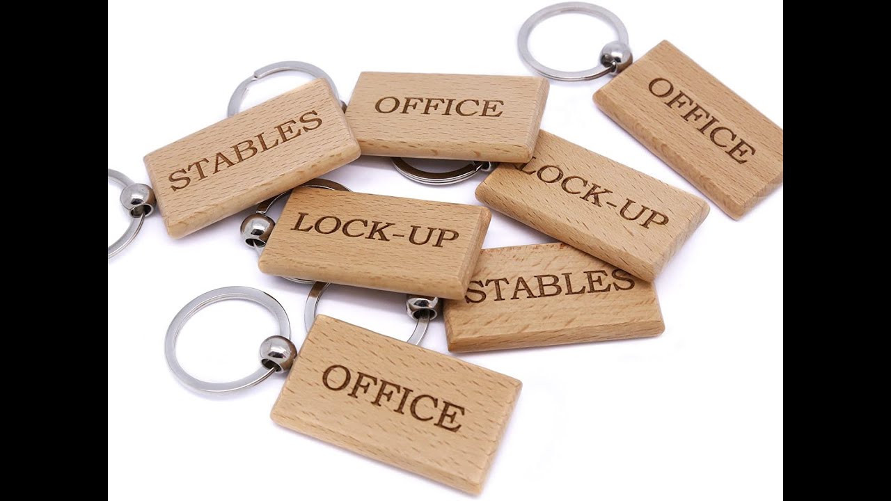 Engraving keyring by laser machine - YouTube