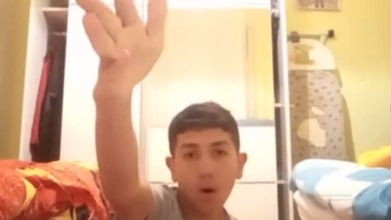Komutan Logar bir cisim yaklaşıyor efendim - YouTube