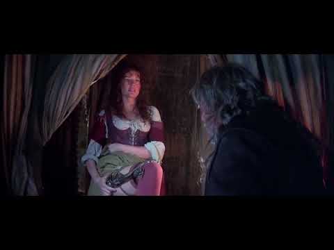 Geena Davis dressed as a courtesan - Cutthroat Island (1995)